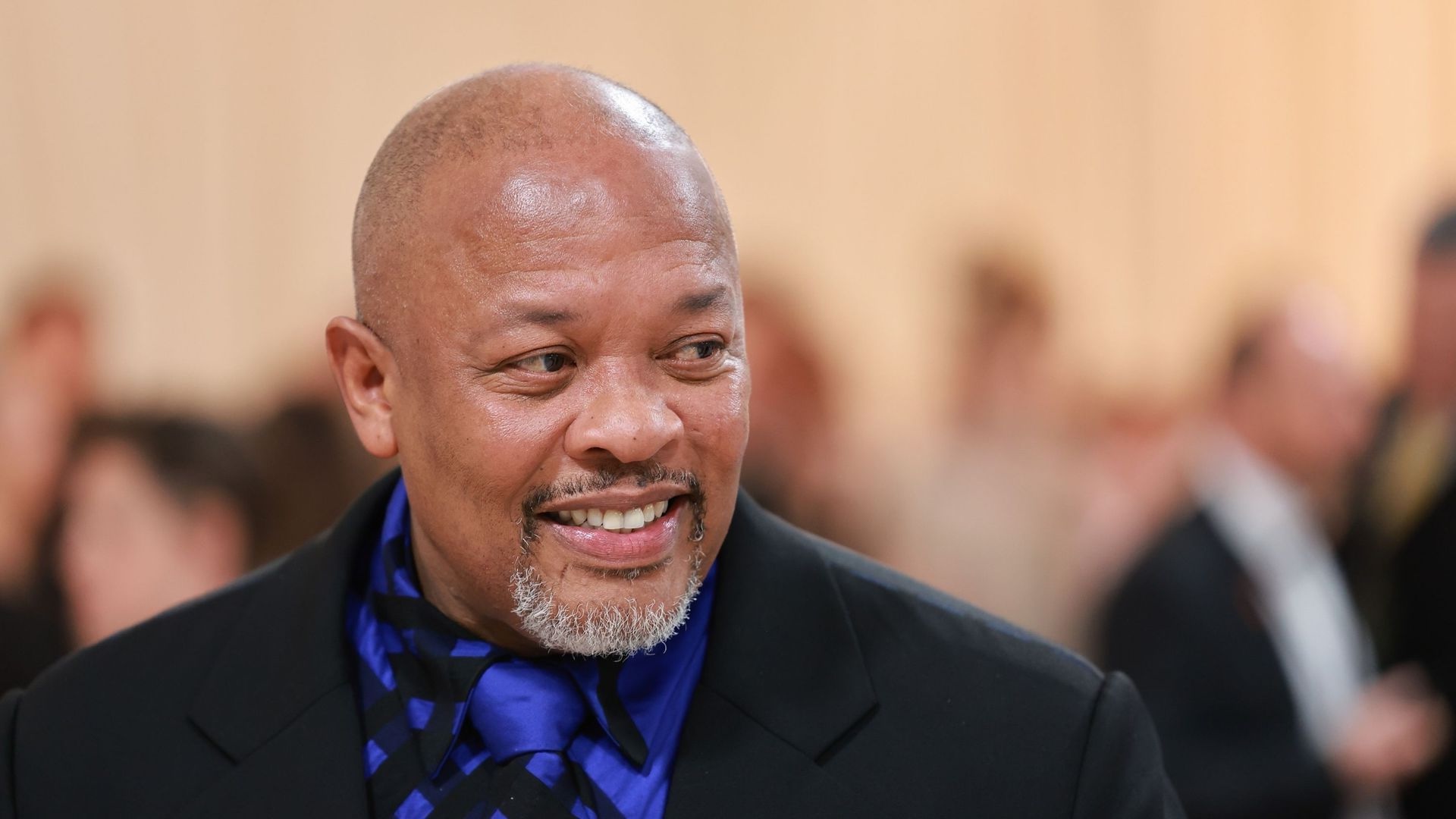 The 15 Richest Rappers In The World - 2025 Wealth Ranking - Lama Fortune